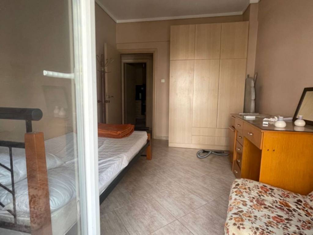 Rent Apartment Thessaloniki - Center. 2-room flat in Εγνατία, 12 ...